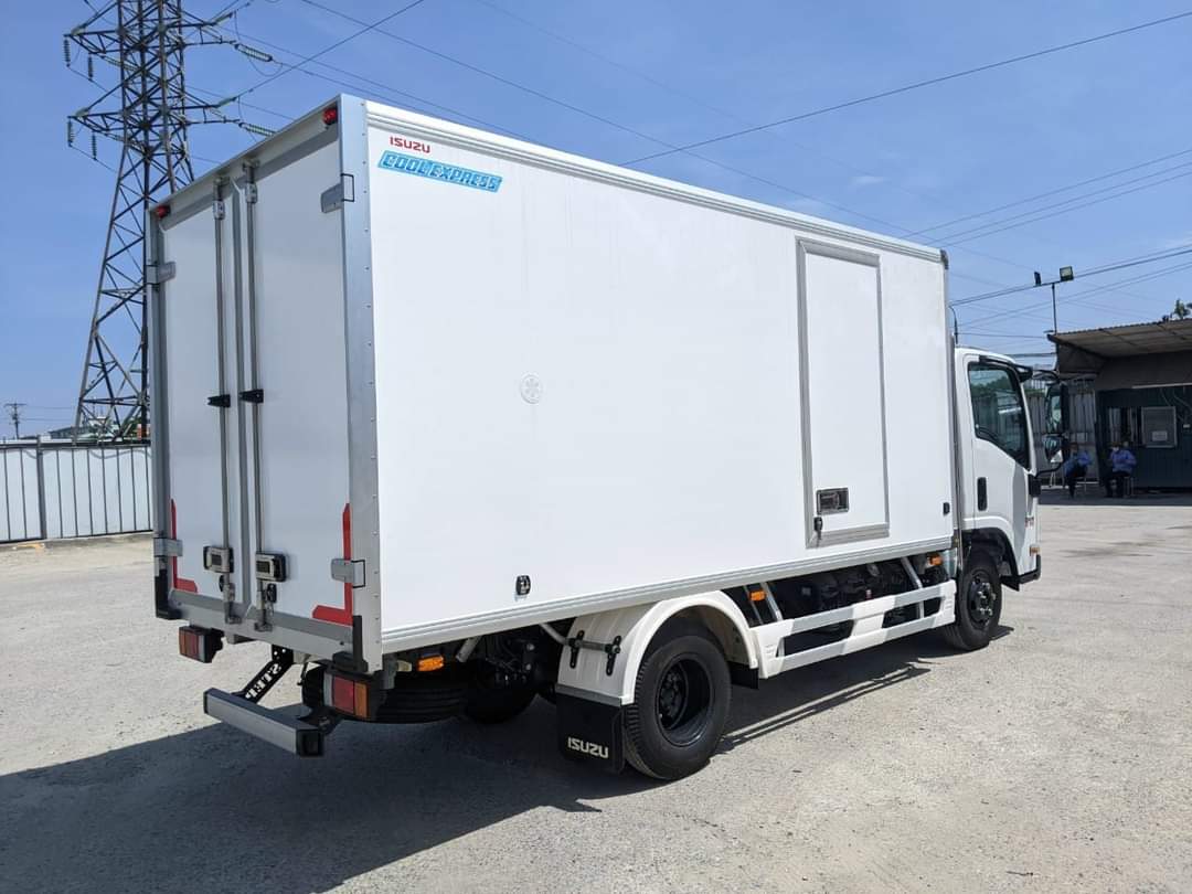 Xe đông lạnh IVC Cool Express | Đón lễ tậu xe nhận siêu ưu đãi 25 triệu